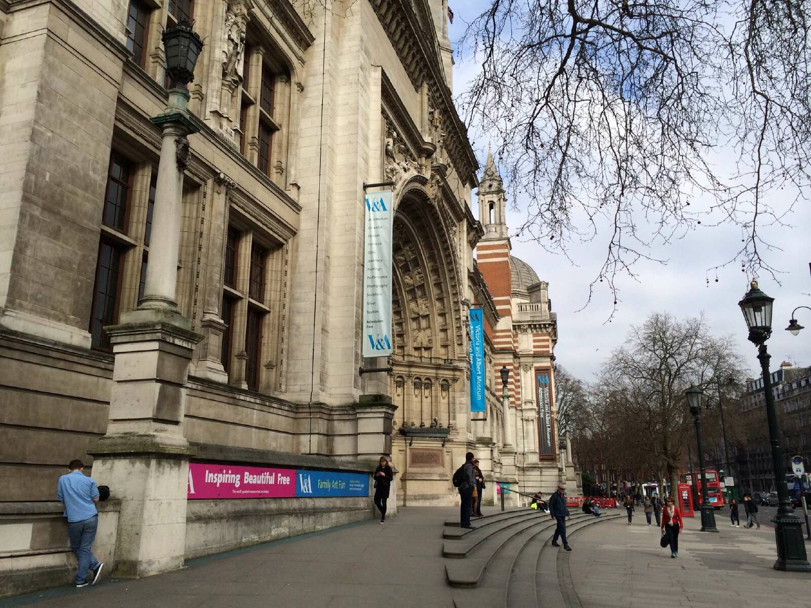 The Victoria & Albert Museum - Find the Best Guided Tours to Visit the ...